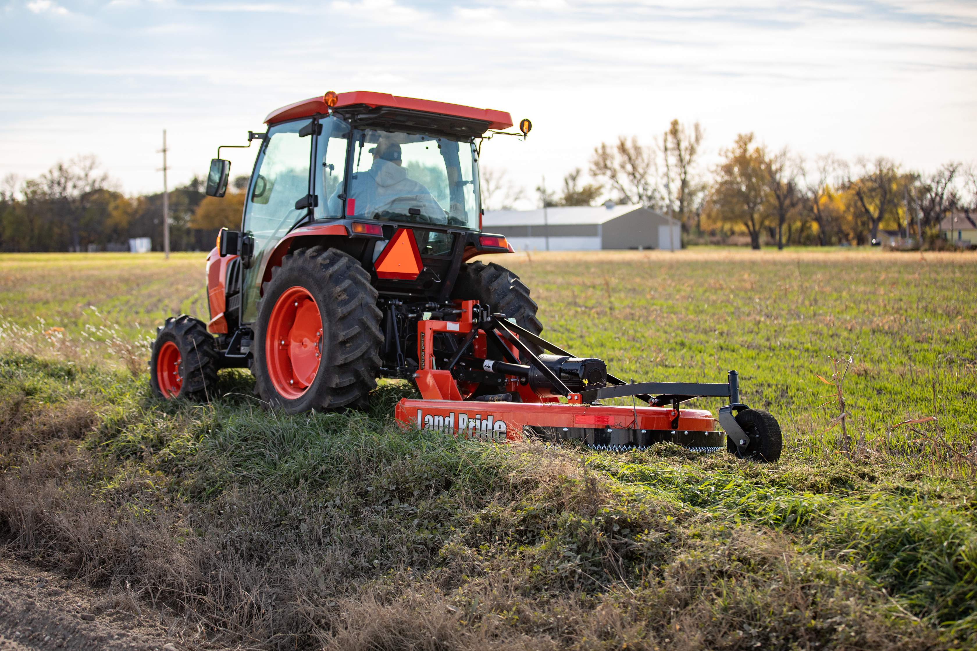 RCF2760 & RCF2772 SERIES ROTARY CUTTERS - Monte Vista COOP